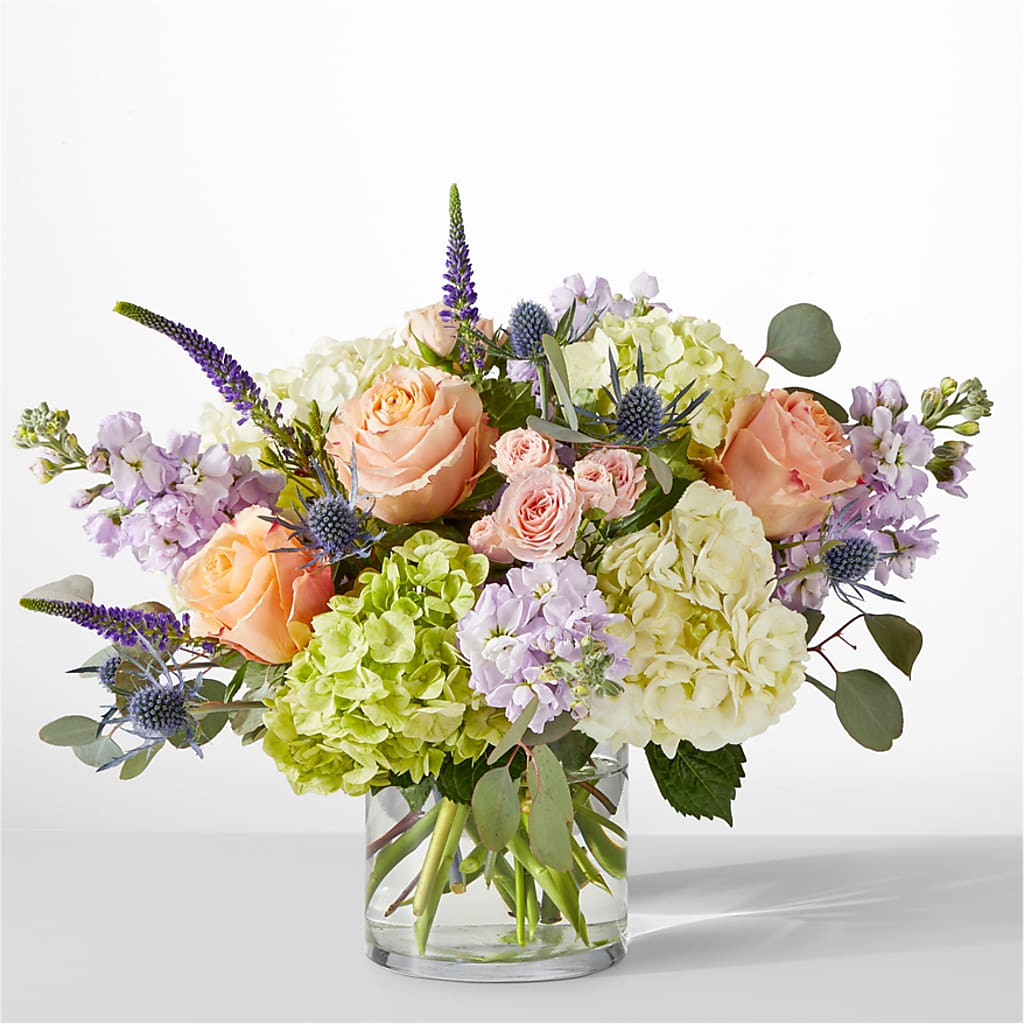 Porch Swing Bouquet– Outlook Design Florist & Gift Shop